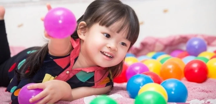 Ide Permainan Bola untuk Perkembangan Motorik Anak 2 Tahun