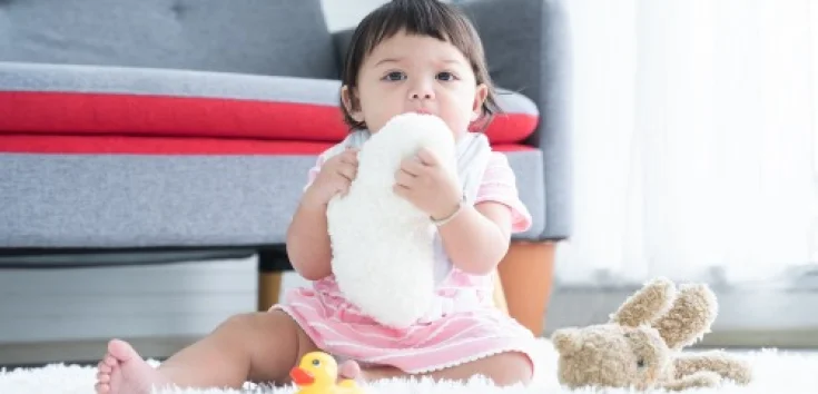 Perkembangan Bayi 7 Bulan, si Kecil Sudah Bisa Apa Saja?
