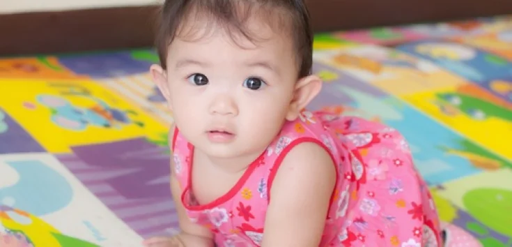 Perkembangan Bayi 8 Bulan dan Tanda-Tanda Keterlambatannya